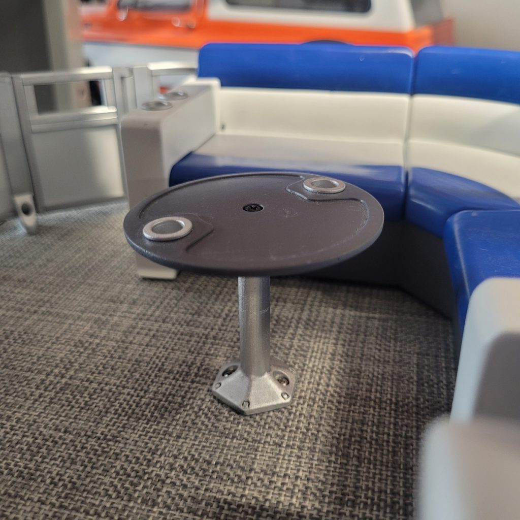 Pontoon Tables / Chairs | Spyker Workshop