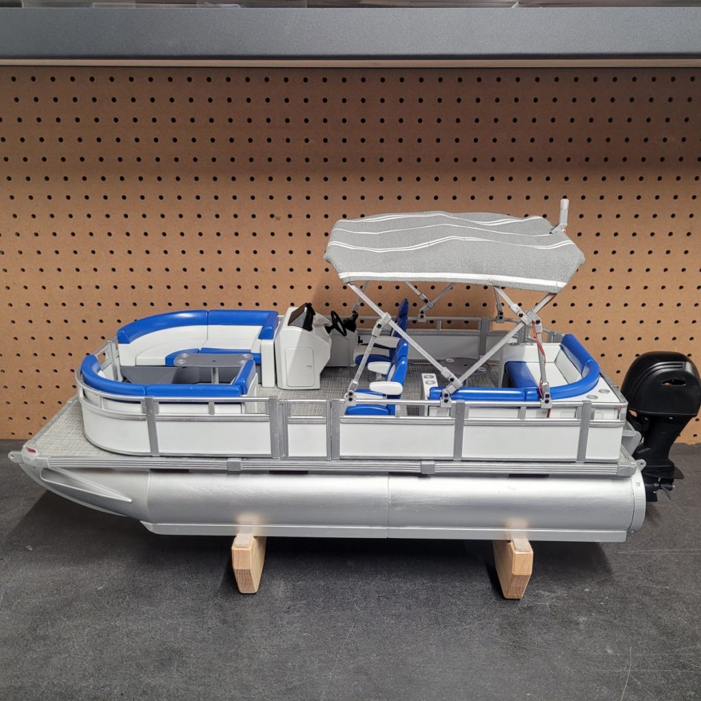 1/10th Scale 20′ Pontoon Layout B | Spyker Workshop