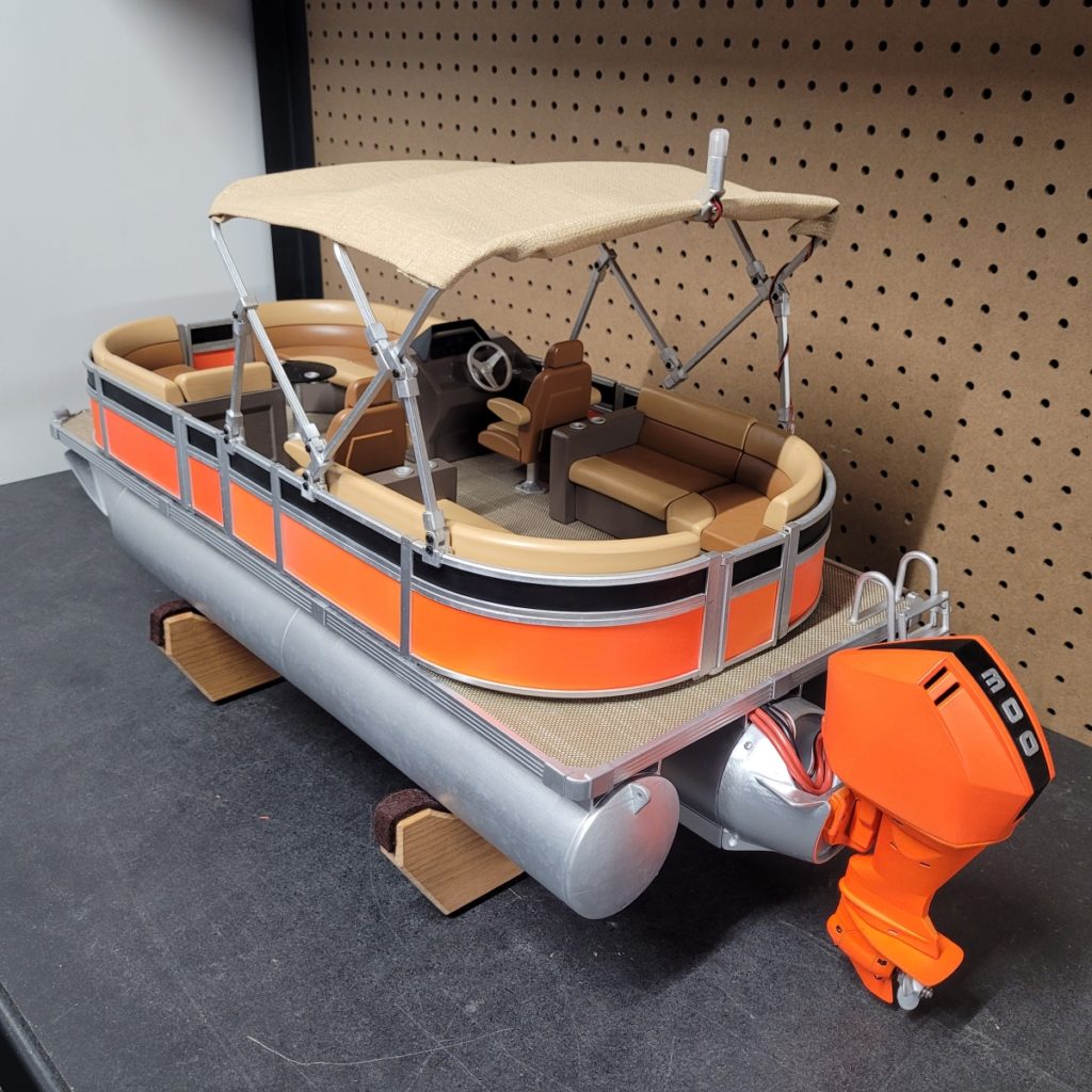 1/10th Scale 20′ Tritoon Layout C | Spyker Workshop