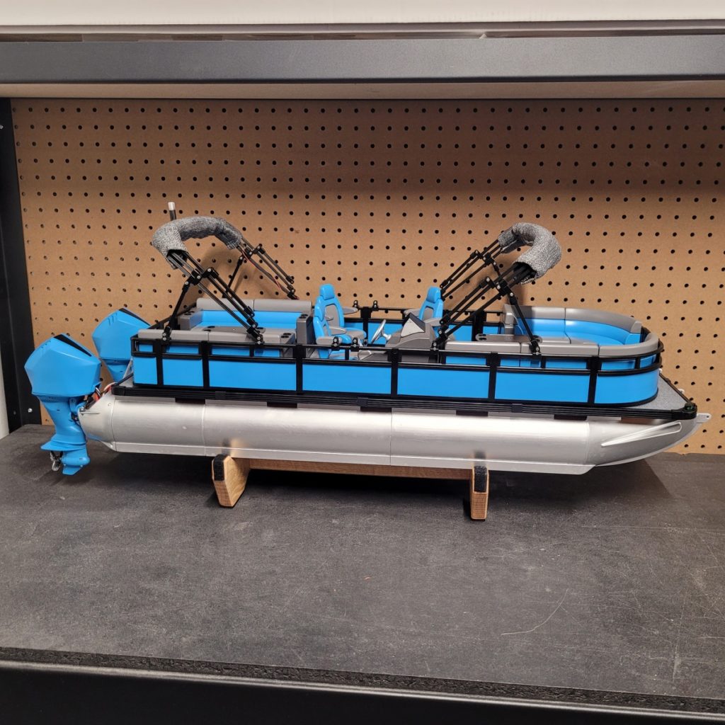 1/10th Scale 24′ Tritoon Dual Transom Layout D | Spyker Workshop